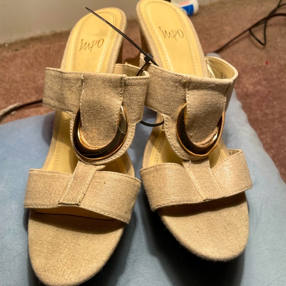Impo | Shoes | Impo Neutral Beige Linen Look Sandal With Gold ...